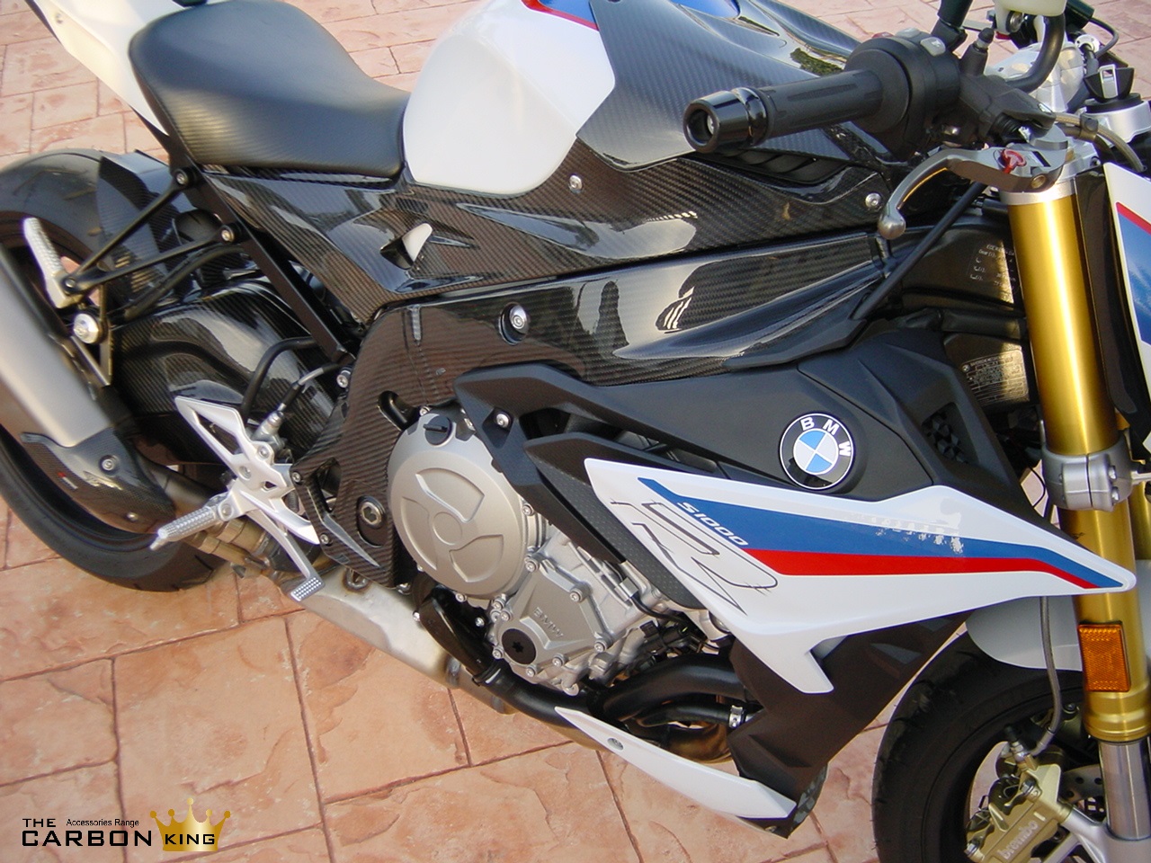 BMW S1000RR/S1000R 2015-18 CARBON FIBRE FRAME PROTECTORS IN TWILL WEAVE ...