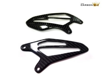YAMAHA R7 2022> CARBON FIBRE HEEL GUARDS IN GLOSS TWILL WEAVE – The ...